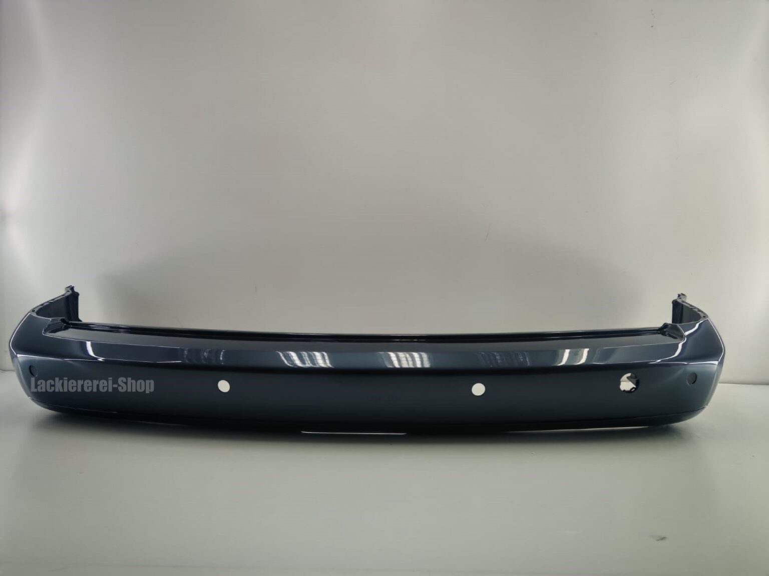 STOßFÄNGER HINTEN LACKIERT IN LD7U für VW Caddy MAXI 2010-2015 mit PDC ...